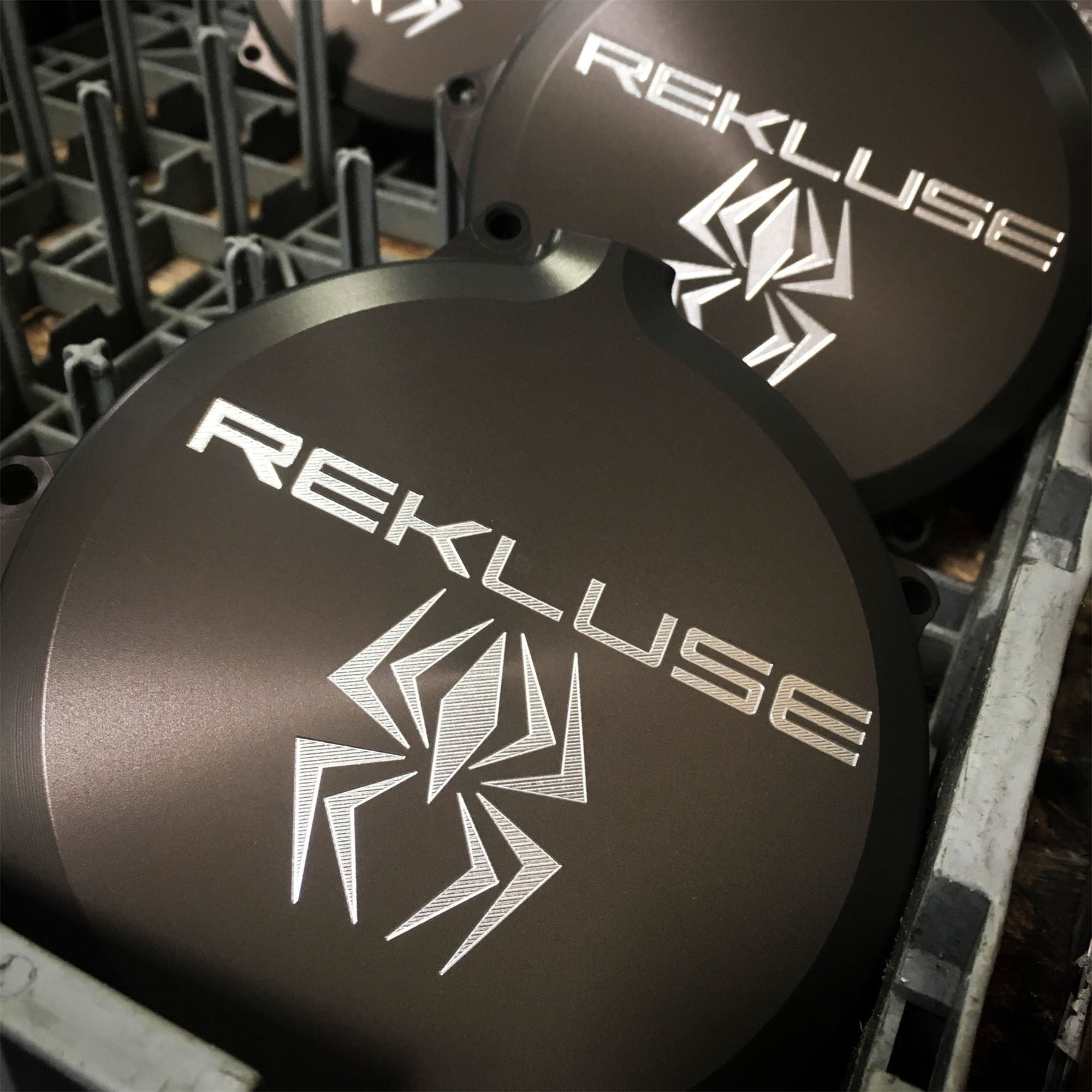 REKLUSE – V-TwinVisionary